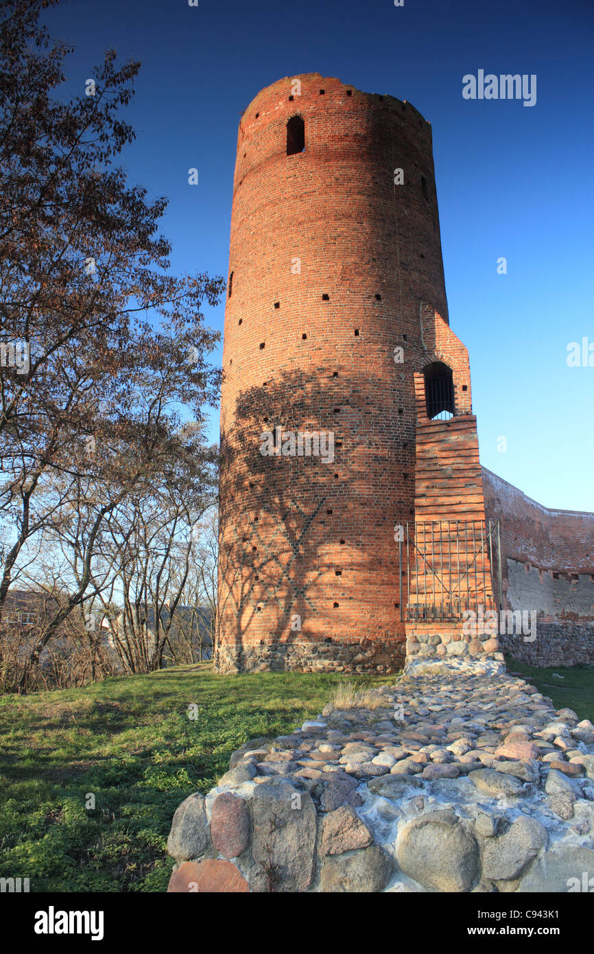 Czersk castle ruins hi-res stock photography and images - Alamy