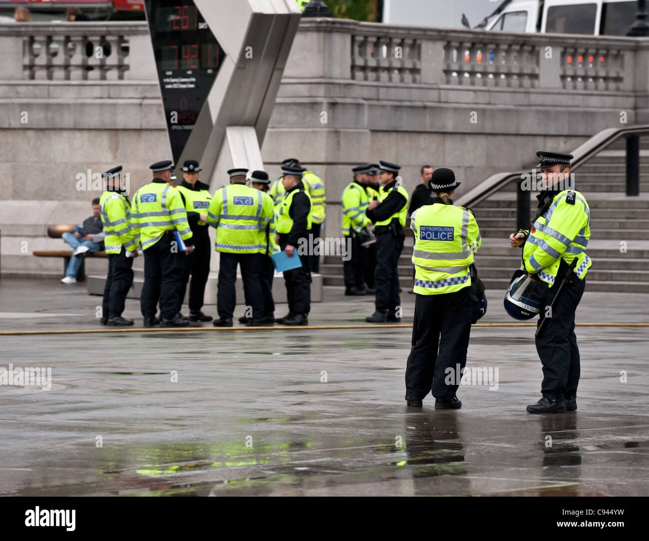 Metropolitan Police on duty in London Stock Photo - Alamy