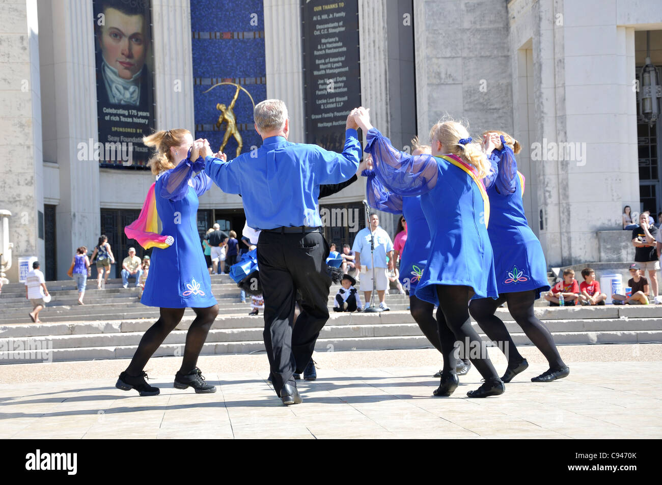 Irish traditional dancing Stock Photo - Alamy