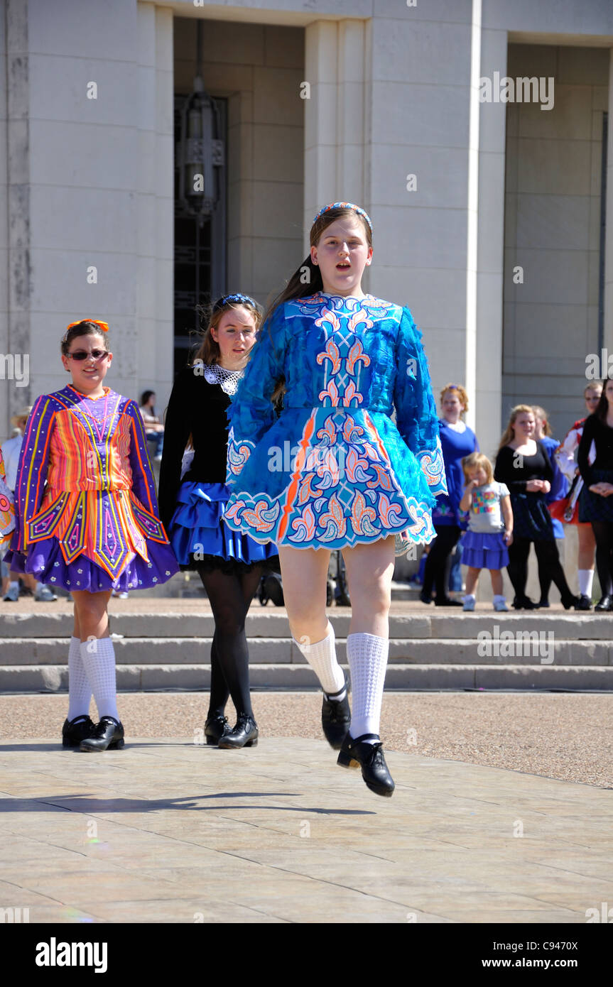 Irish traditional dancing Stock Photo - Alamy