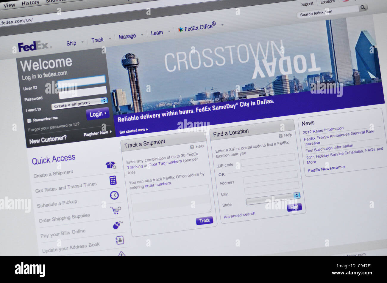 Ship tracking screen hi-res stock photography and images - Alamy