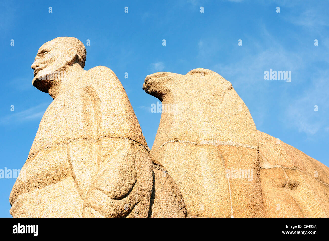 Sculpture statue silk road hi-res stock photography and images - Alamy