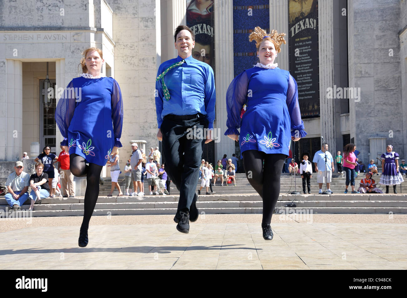 Irish traditional dancing Stock Photo - Alamy