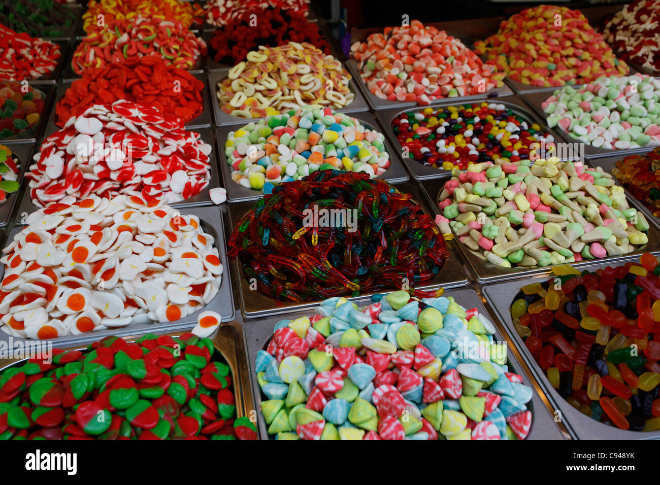 How to sell candy hi-res stock photography and images - Alamy