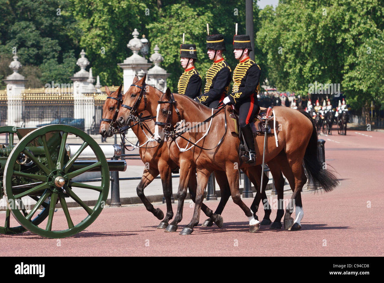 Mounted King's Troop Royal Horse Artillery passing Buckingham Palace ...