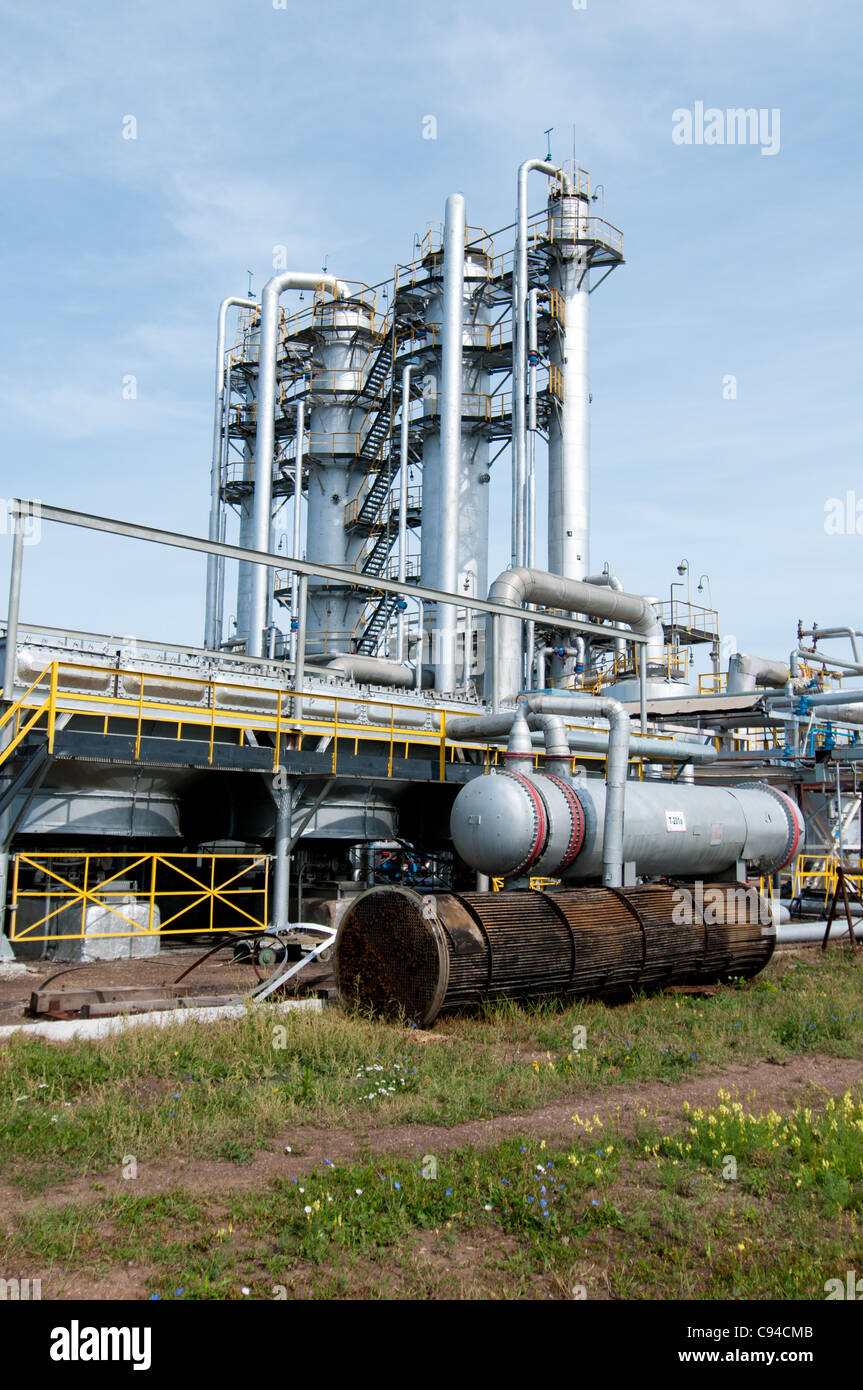 View gas processing factory. gas and oil industry Stock Photo - Alamy