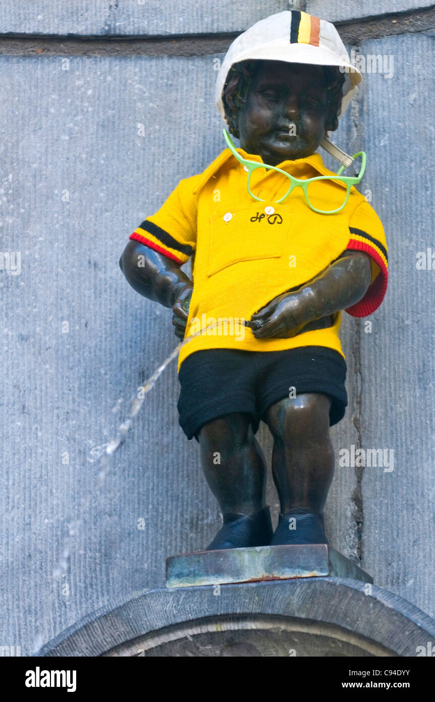 The "Mannekin-pis" one of the symbols of Brussels Belgium Stock Photo ...