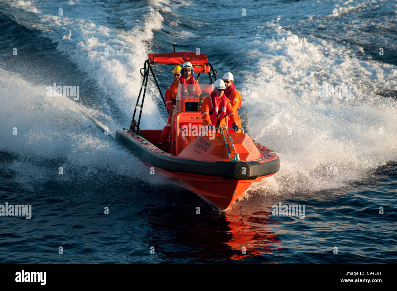 Fast rescue craft frc man hi-res stock photography and images - Alamy