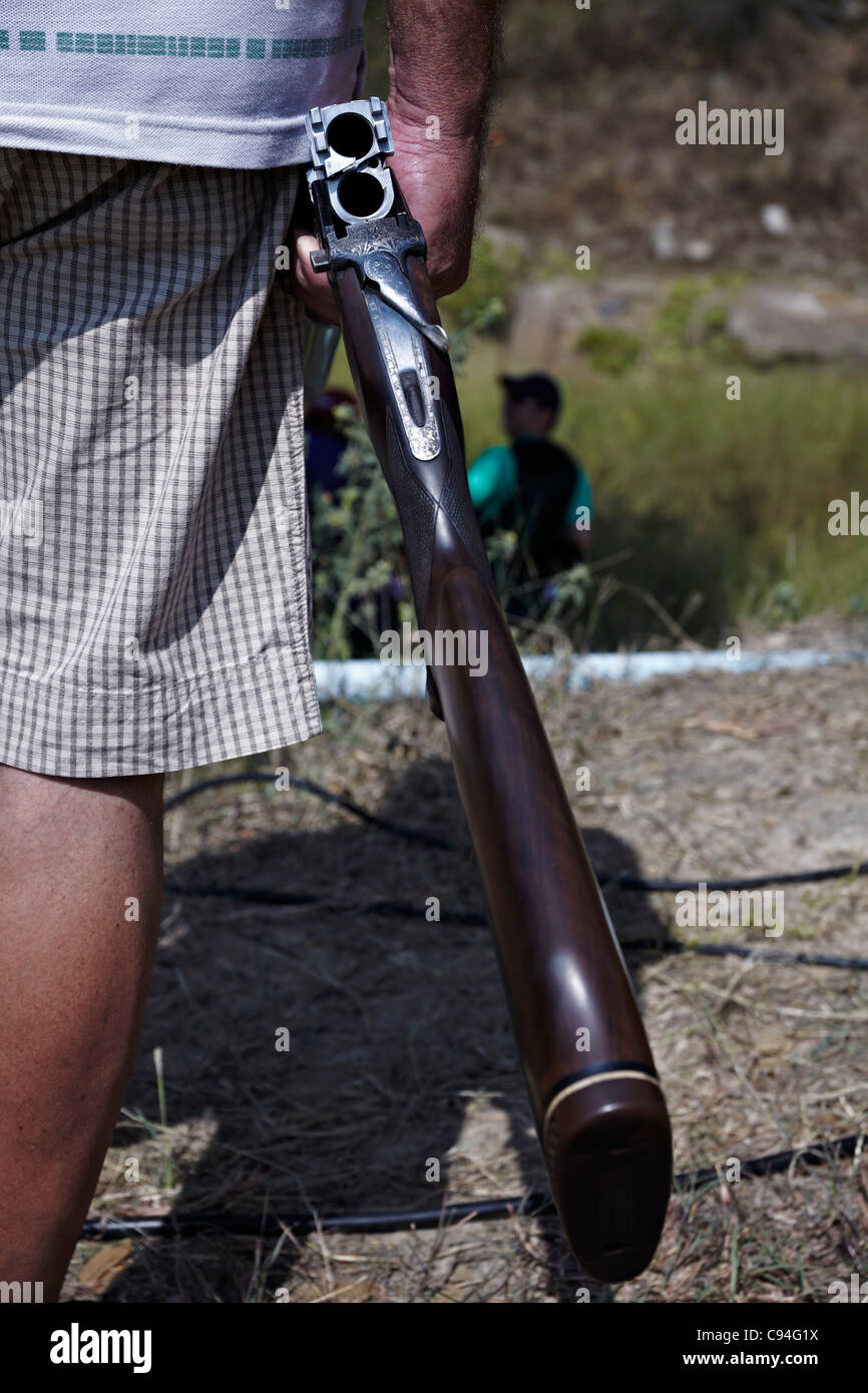 12 bore gun hi-res stock photography and images - Alamy