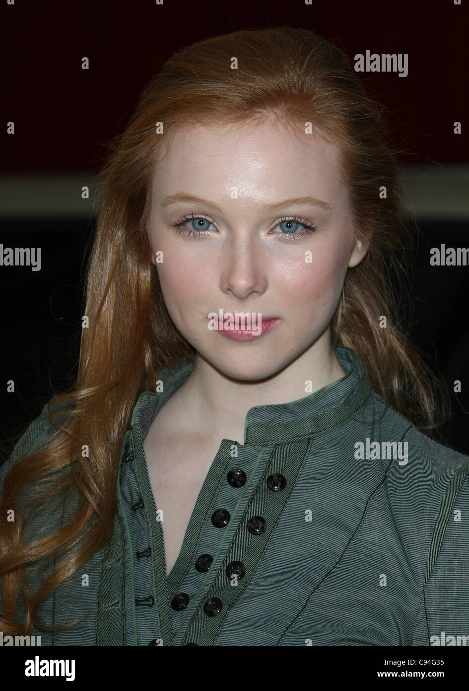 Molly quinn hi-res stock photography and images - Alamy