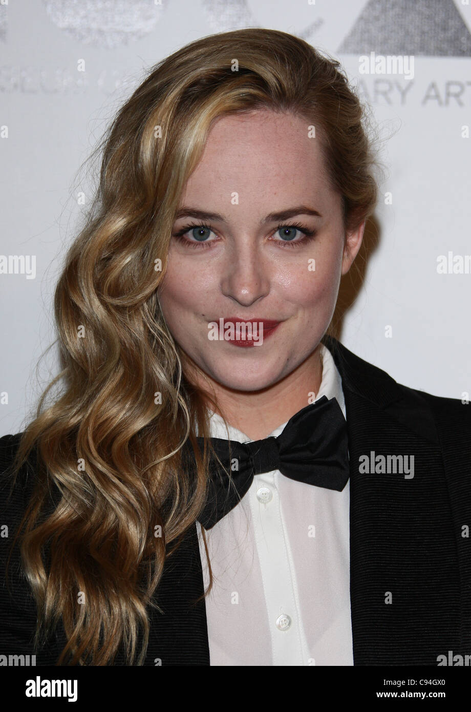 DAKOTA JOHNSON 2011 MOCA GALA DOWNTOWN LOS ANGELES CALIFORNIA USA 12 ...
