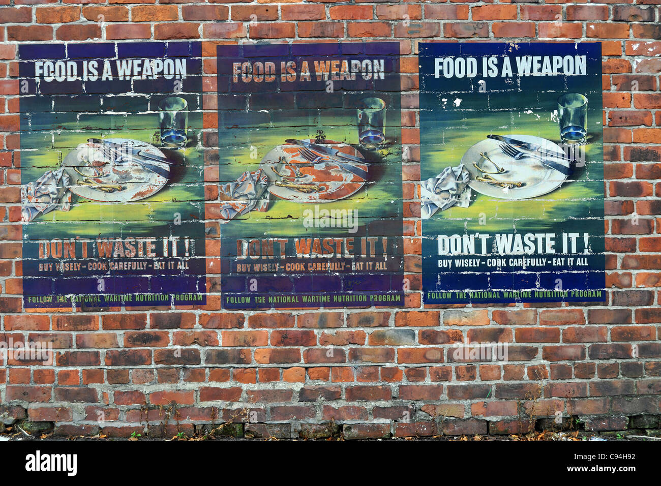 Propaganda posters hi-res stock photography and images - Alamy