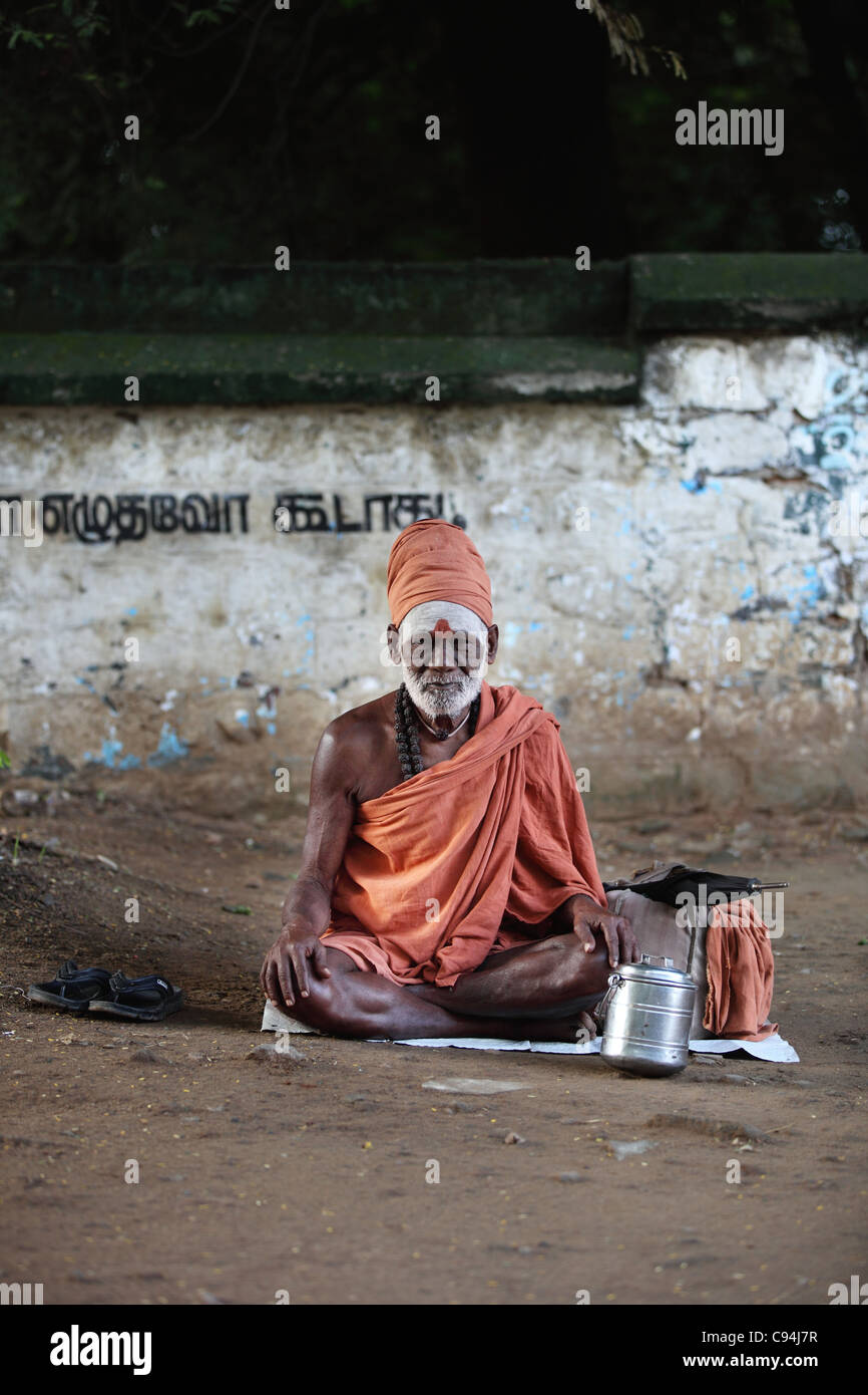 Sitting sadhu hi-res stock photography and images - Alamy