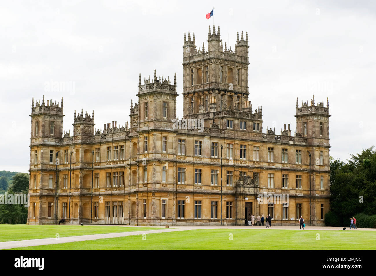 Highclere Castle , Newbury , home Earl & Countess of Carnarvan ...