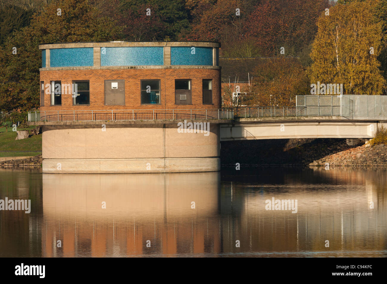 Water control tower on Trimpley reservoir Stock Photo - Alamy