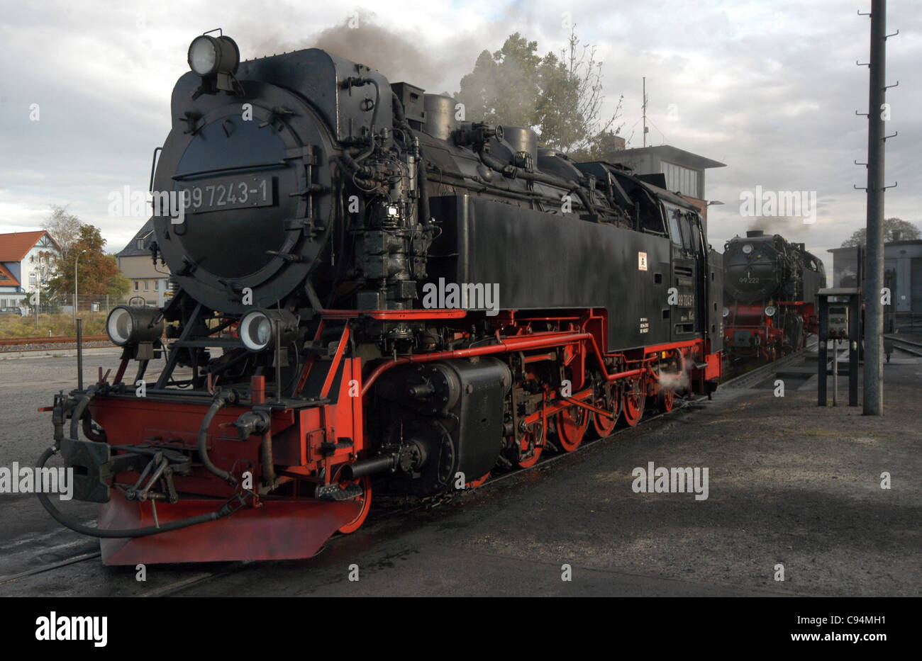 1000mm narrow gauge railway line hi-res stock photography and images ...