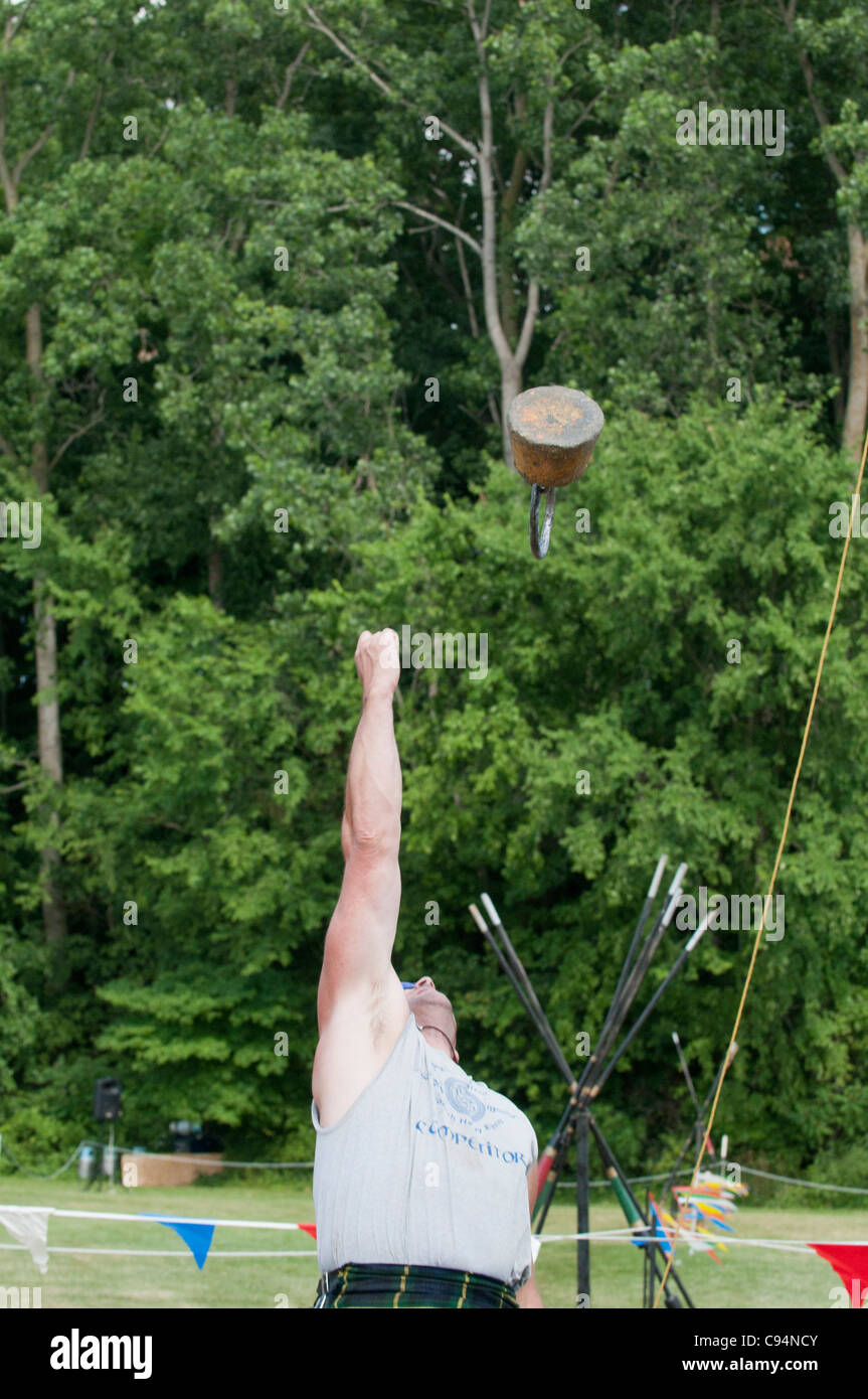 Over bar hi-res stock photography and images - Alamy