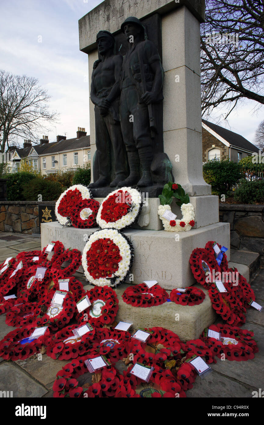 A local war monument Stock Photo - Alamy