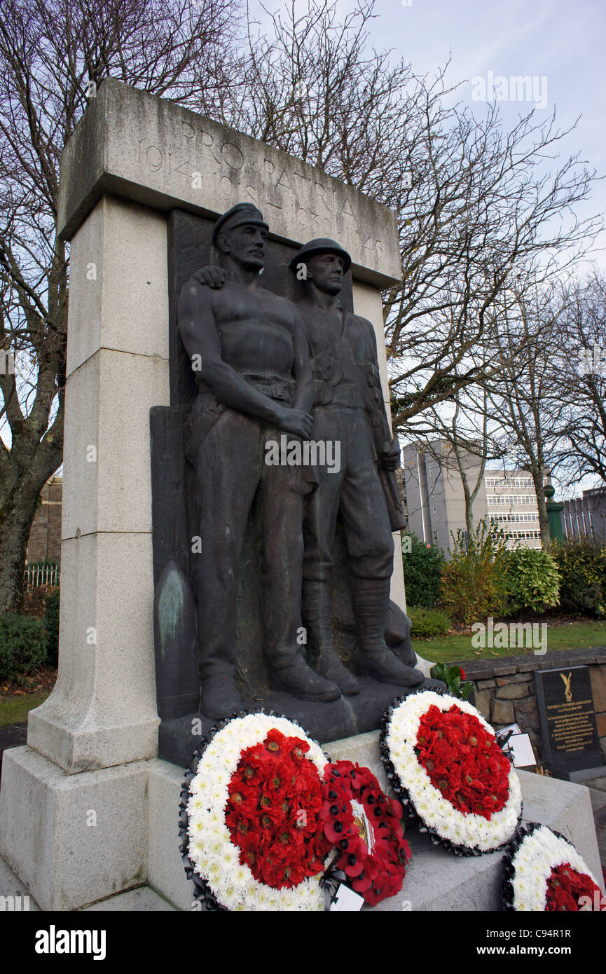 A local war monument Stock Photo - Alamy