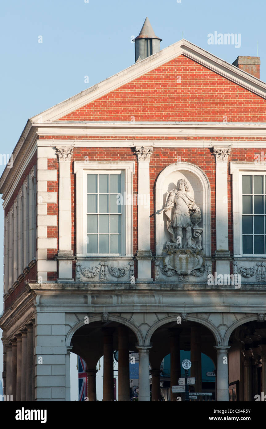Historic guild hall hi-res stock photography and images - Alamy