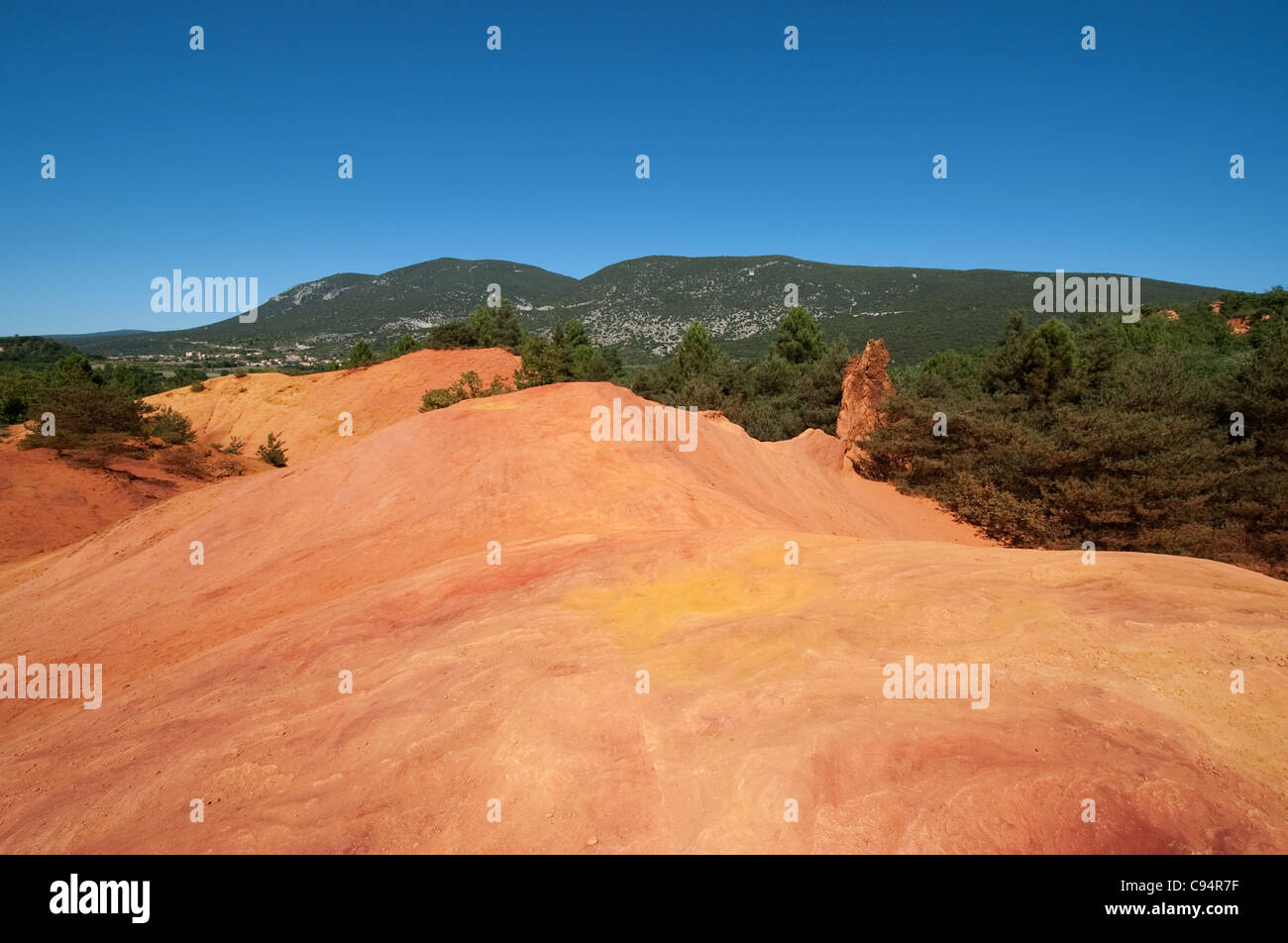 Colorado Provencal Rustrel The Luberon Provence France Stock Photo - Alamy