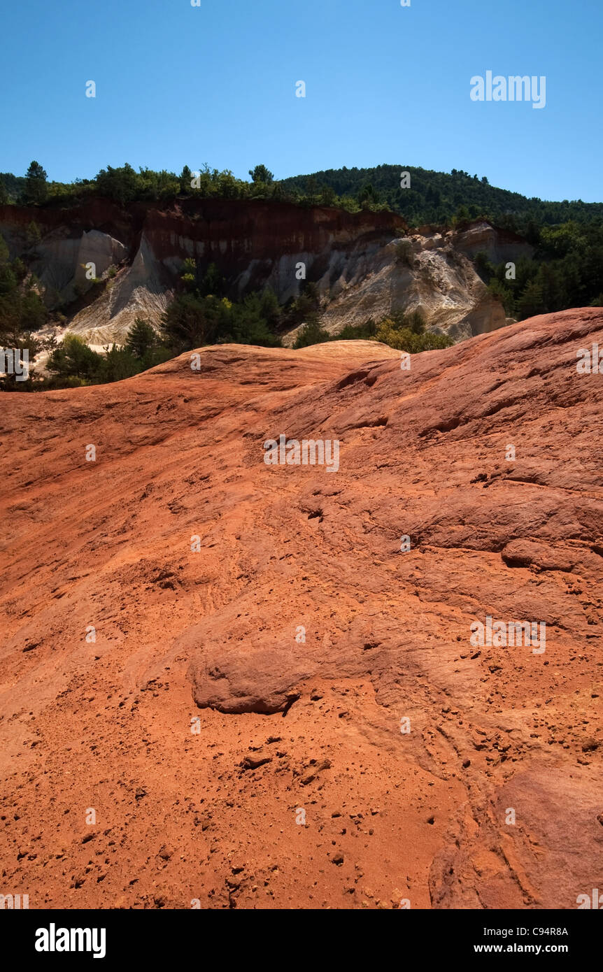 Colorado Provencal Rustrel The Luberon Provence France Stock Photo - Alamy