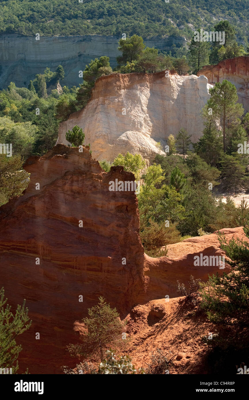 Colorado Provencal Rustrel The Luberon Provence France Stock Photo - Alamy
