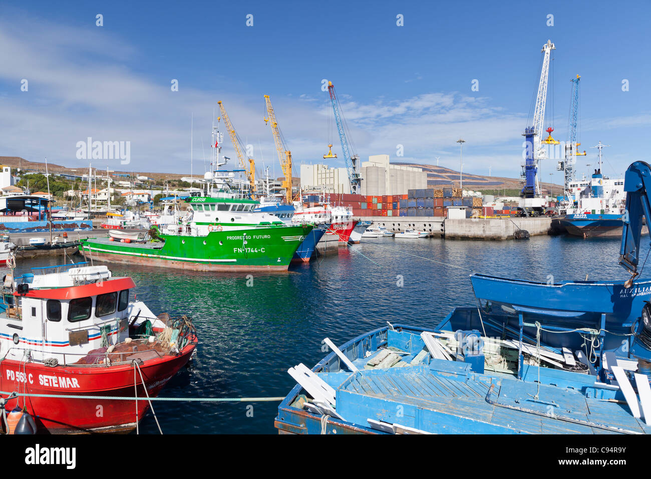 Canical High Resolution Stock Photography and Images - Alamy