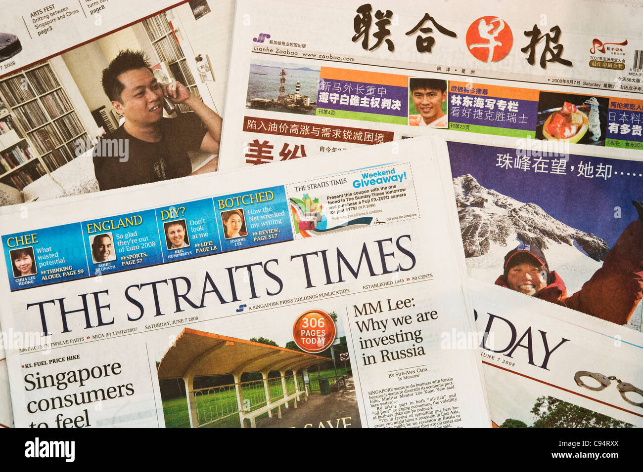 Information sources hi-res stock photography and images - Alamy