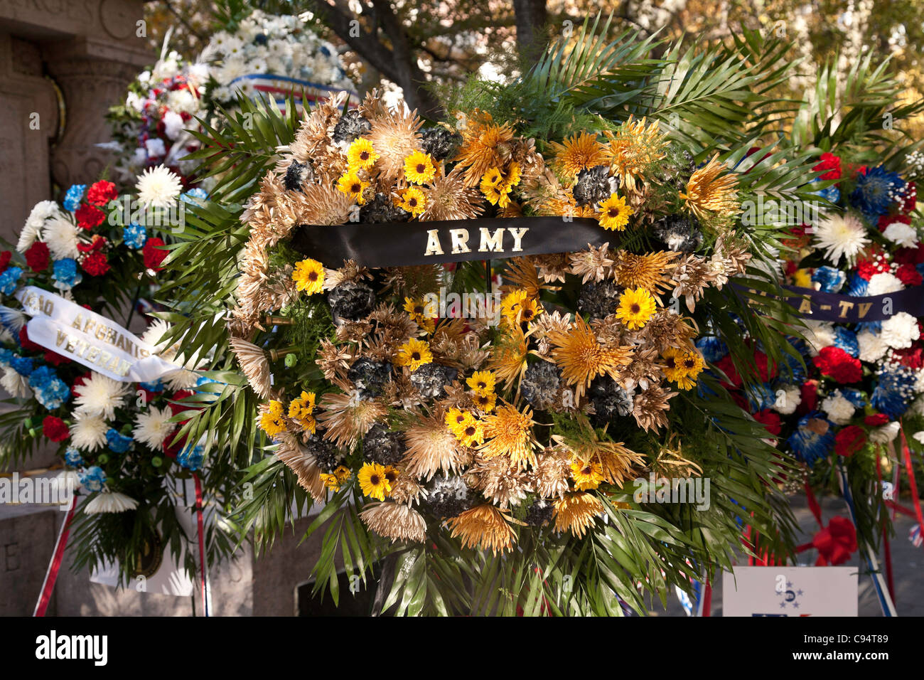 Army Flower Wreath, Veteran's Day 2012 Memorial, Madison Square Park ...