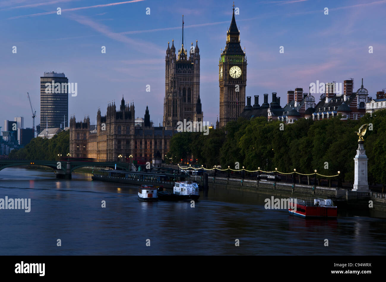 Big ben sun hi-res stock photography and images - Alamy