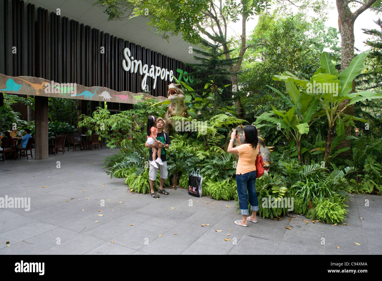 Zoo main entrance hi-res stock photography and images - Alamy
