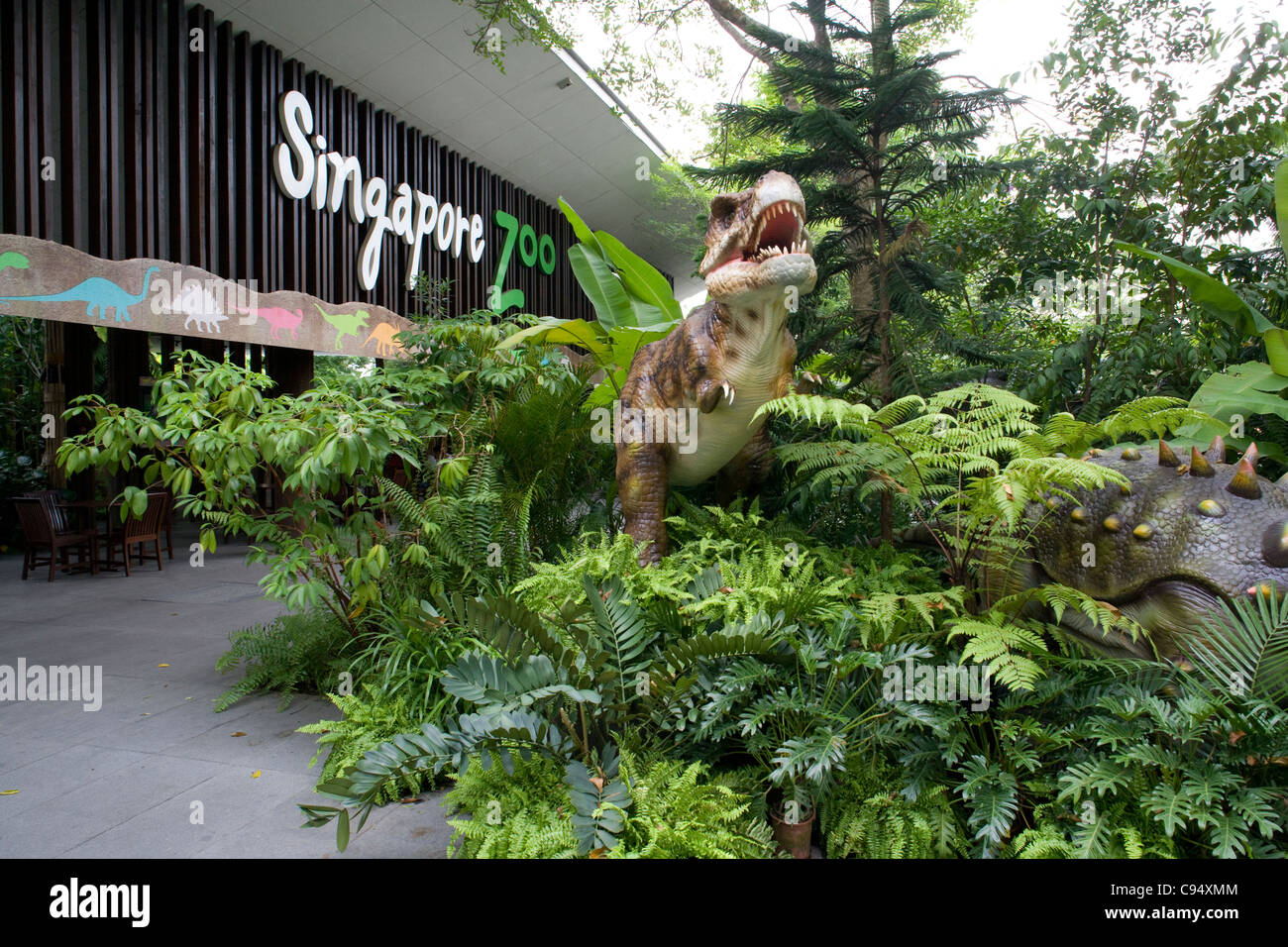 Zoo main entrance hi-res stock photography and images - Alamy