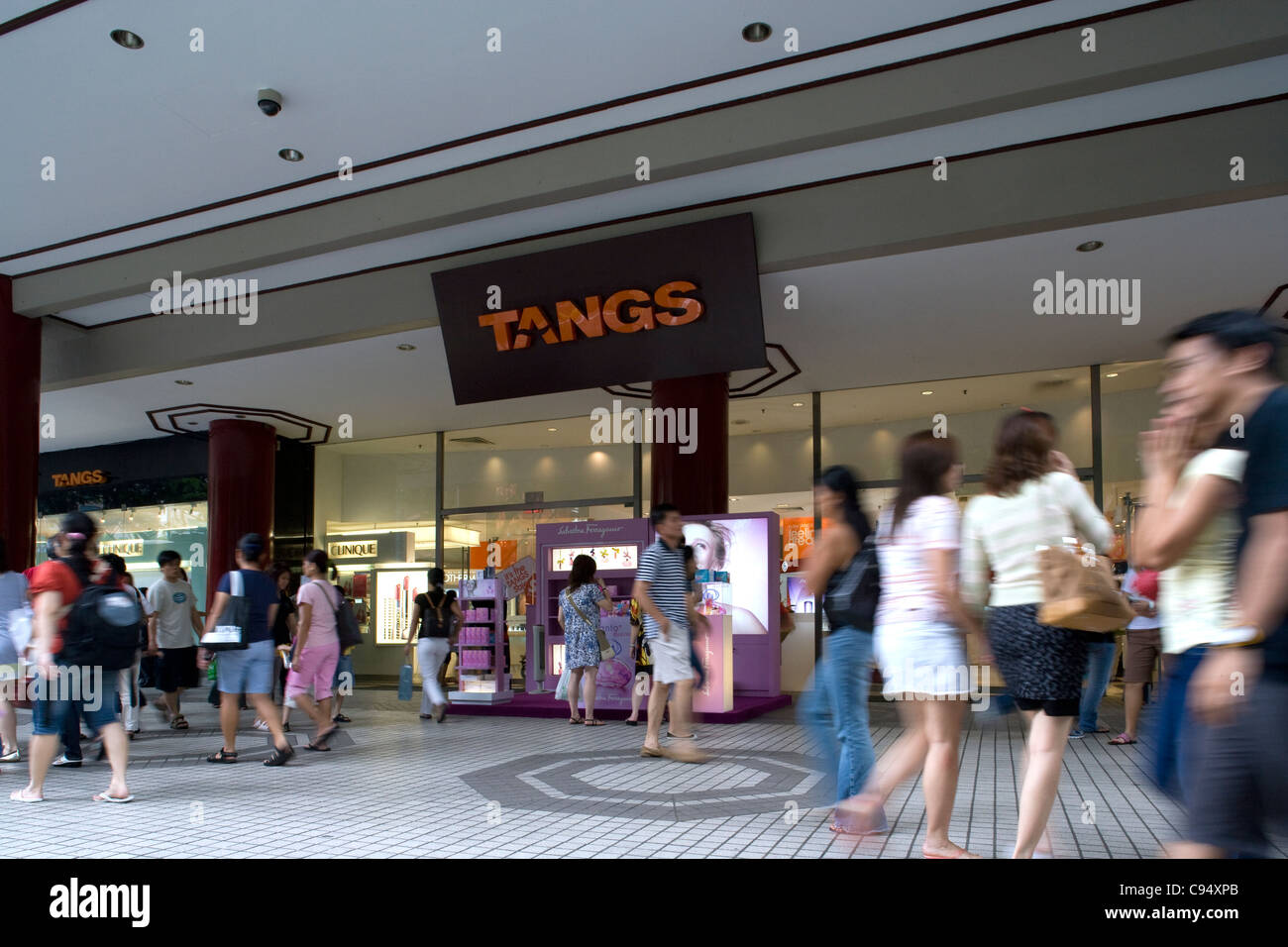 Shopping: Tangs department store - main entrance Stock Photo - Alamy