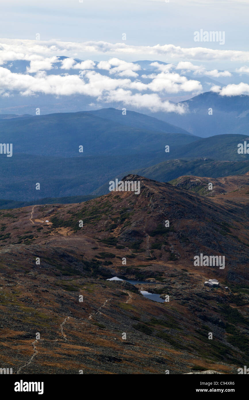 The view from the peak of Mount Washington, New Hampshire, the highest ...