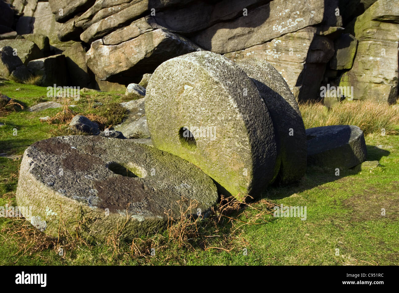 Peak district millstones hi-res stock photography and images - Alamy