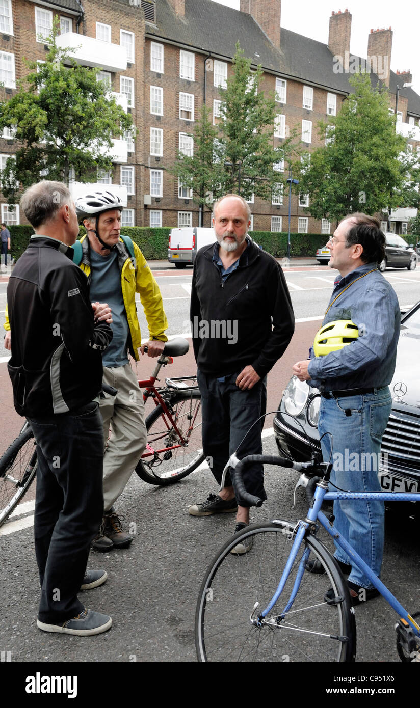 Group of men on bikes uk hi-res stock photography and images - Alamy