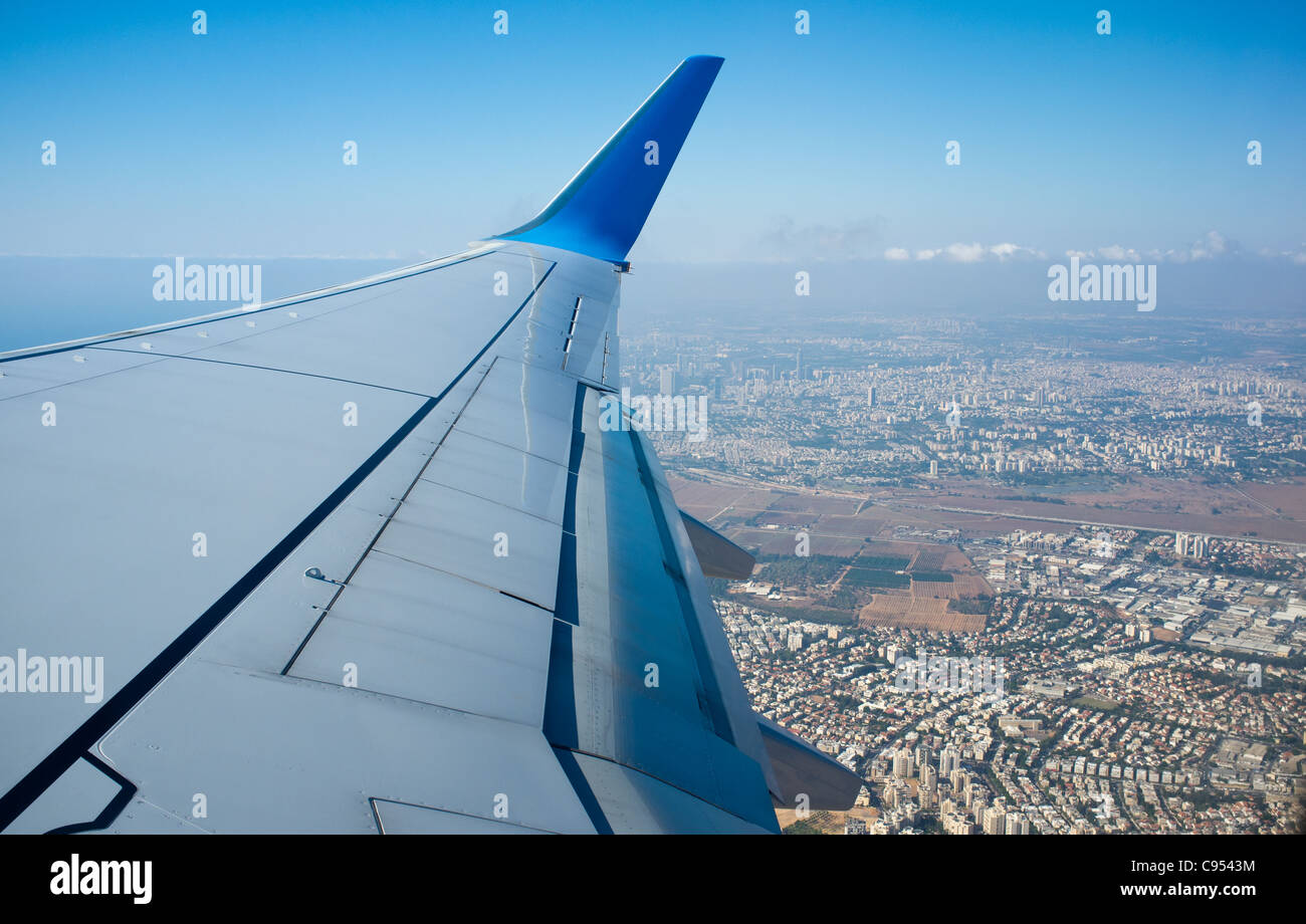 Aircraft wing tip hi-res stock photography and images - Alamy