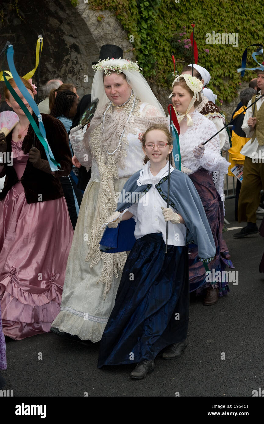 dickens festival Victorian procession Rochester Stock Photo - Alamy