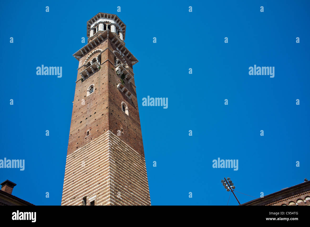 Verona italy tower hi-res stock photography and images - Alamy