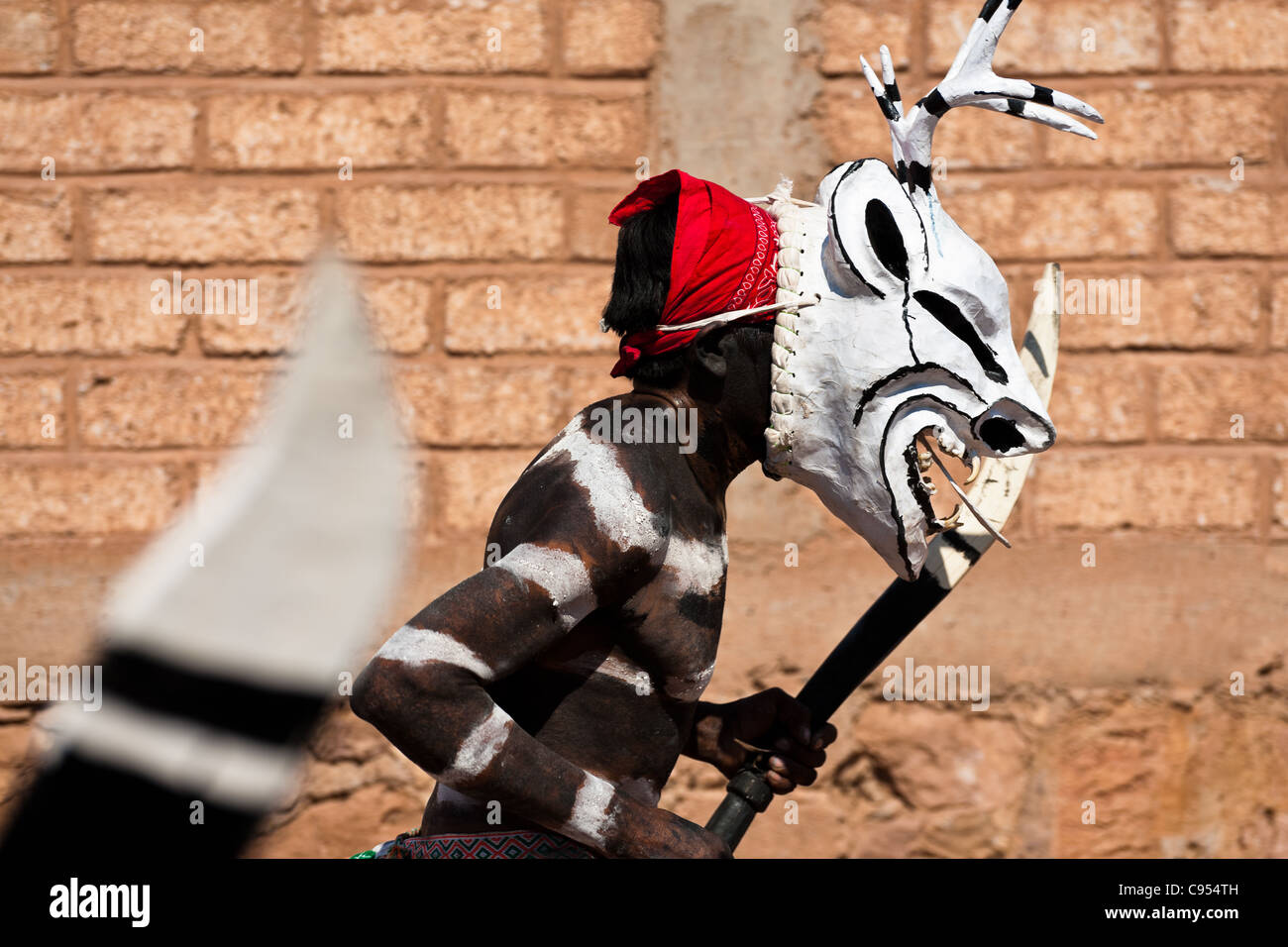 Man wearing demon mask hi-res stock photography and images - Alamy