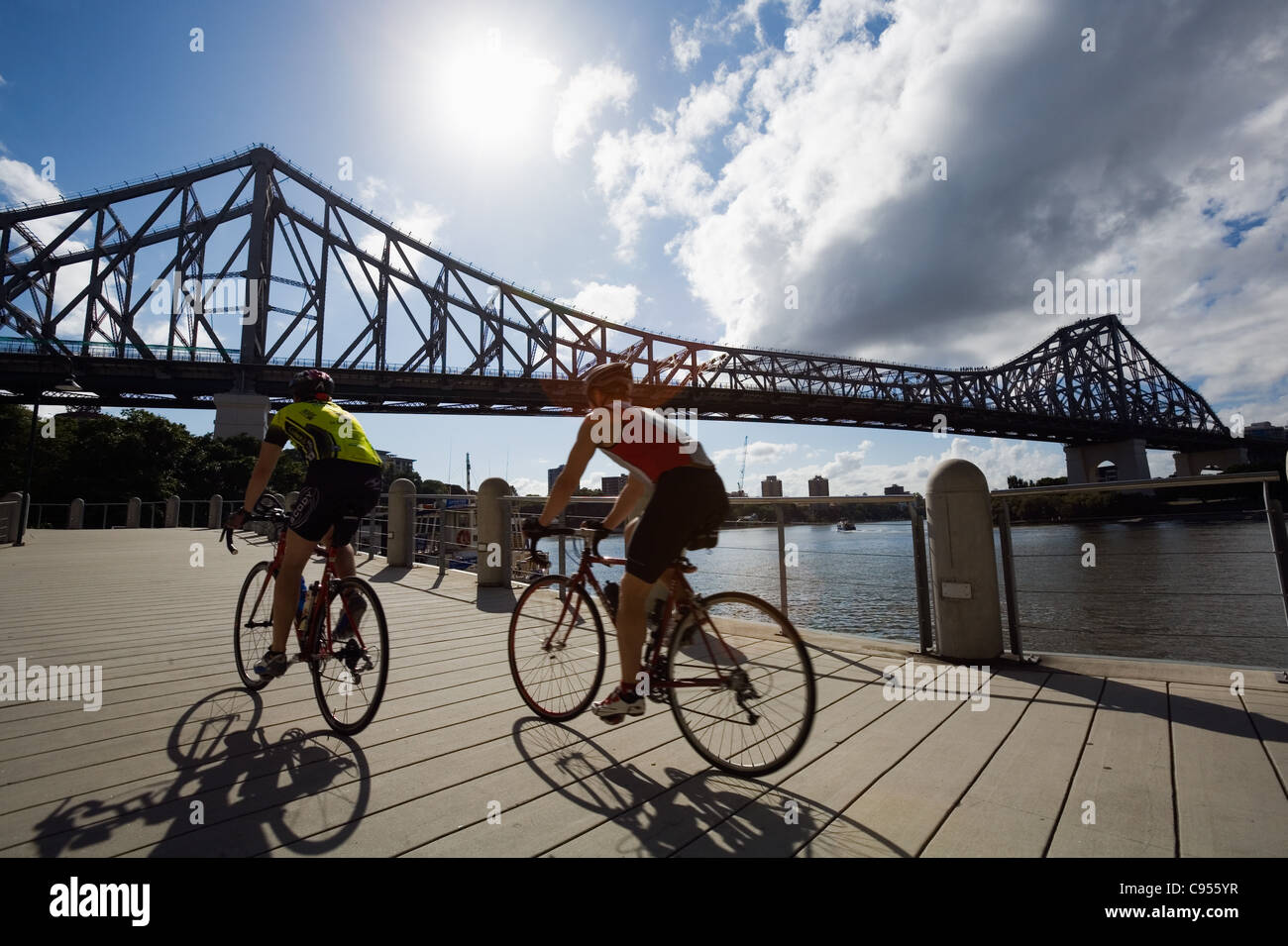 Two story bridge hi-res stock photography and images - Alamy