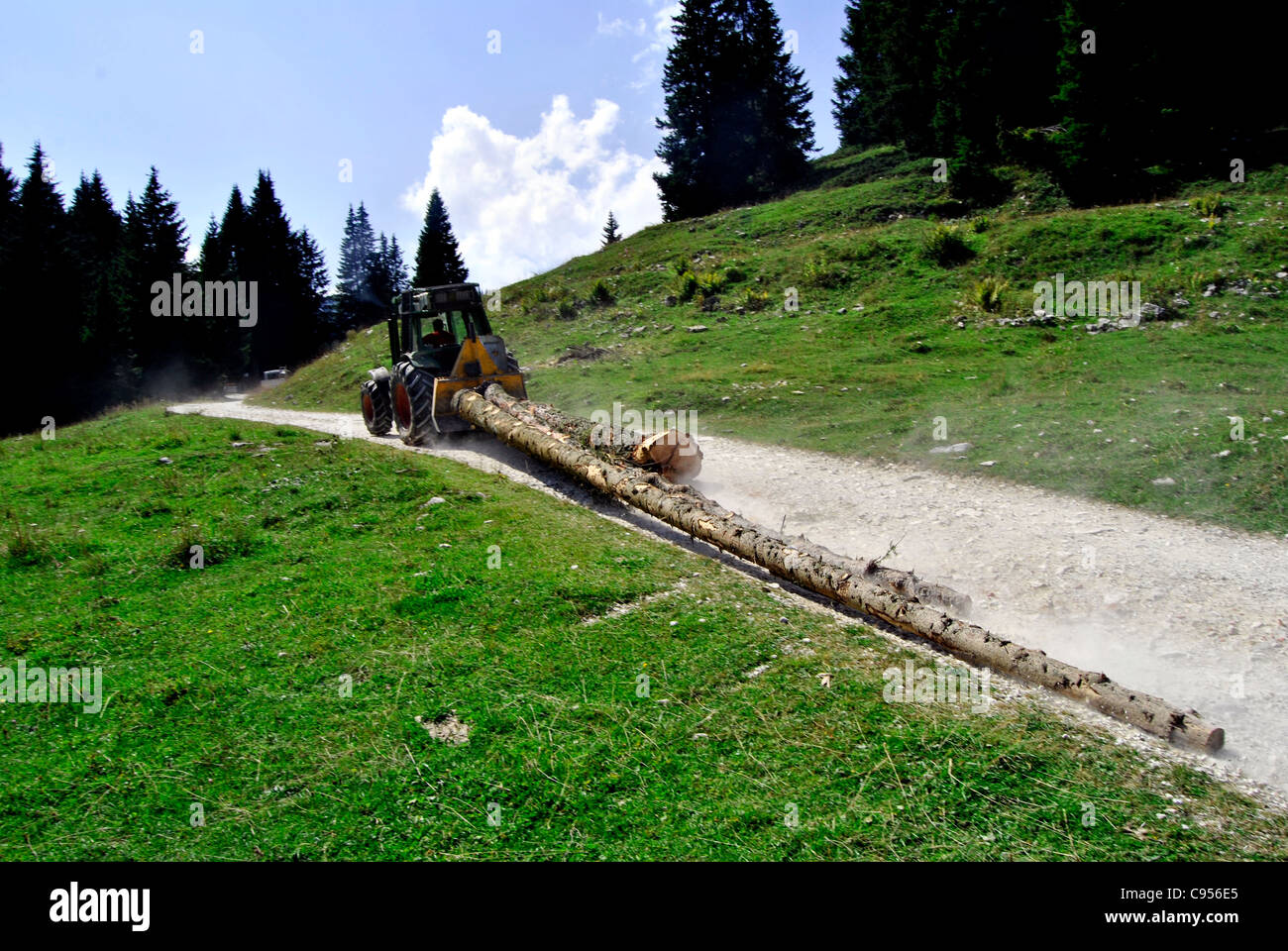 Crane on railroad car hi-res stock photography and images - Alamy