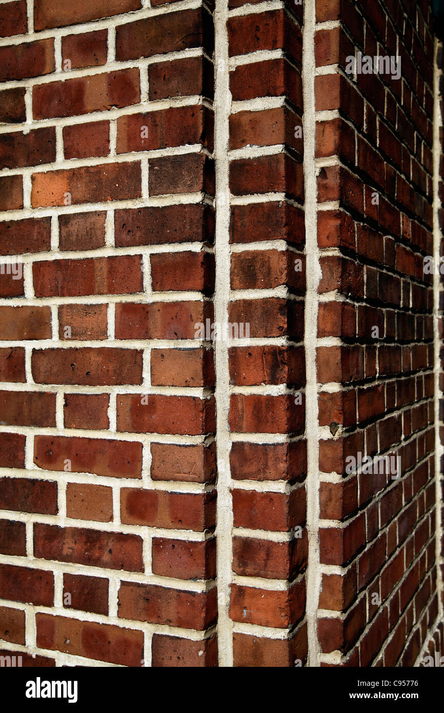 Brick building corner hi-res stock photography and images - Alamy