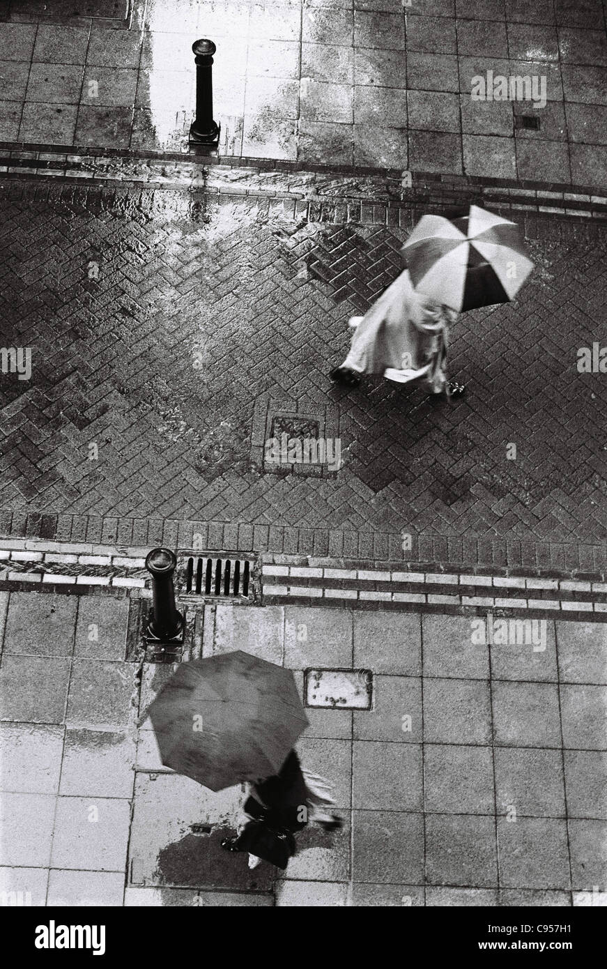 A rainy day in London 2000 near Charing Cross station Stock Photo - Alamy