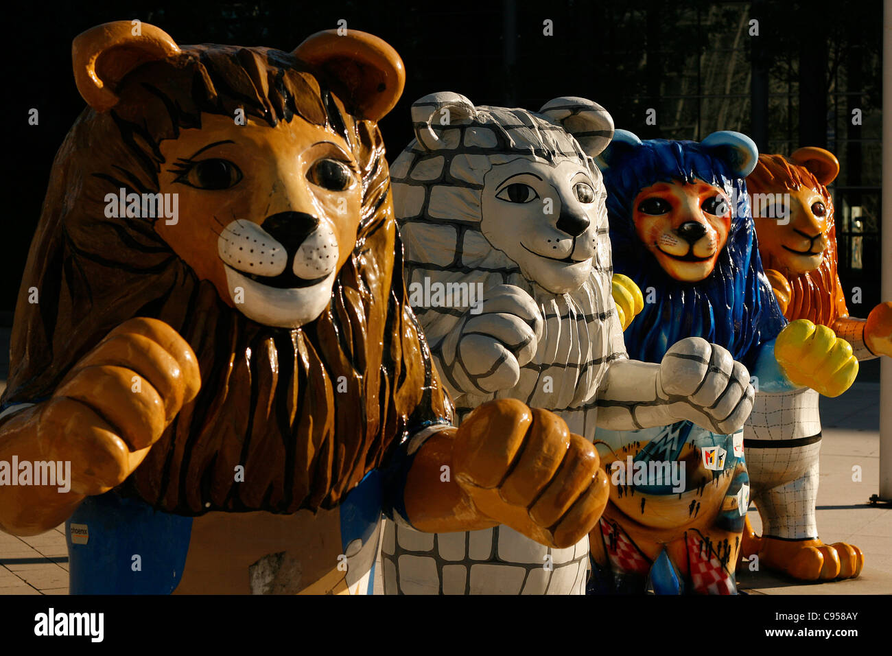 Colored lion figures in front of the new exhibition center in Leipzig ...