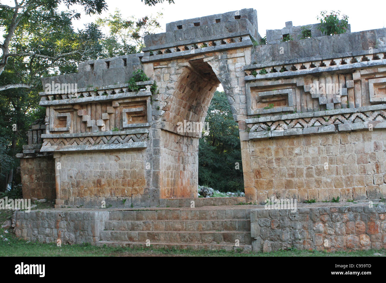 An arch at the ruins at Labna, Yucatan Peninsula Stock Photo - Alamy