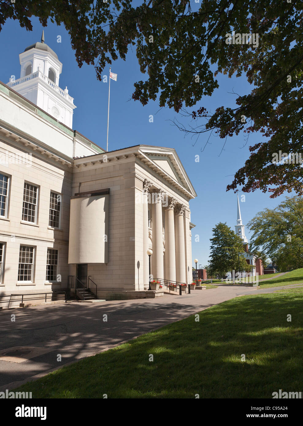 University Hall South Entrance with Manning Chapel in the background ...