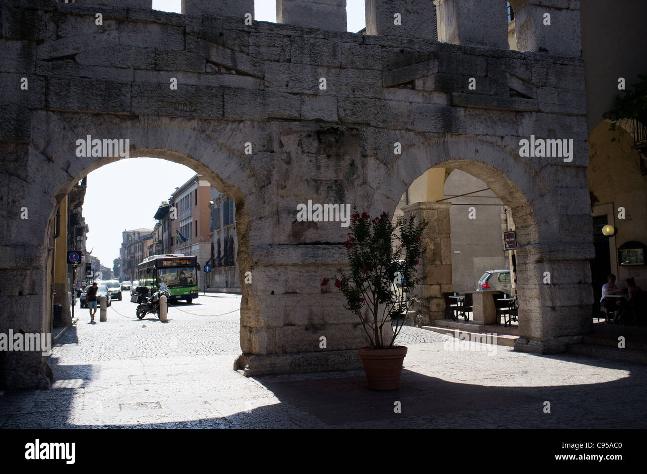 Porta Borsari Verona Italy Stock Photo - Alamy