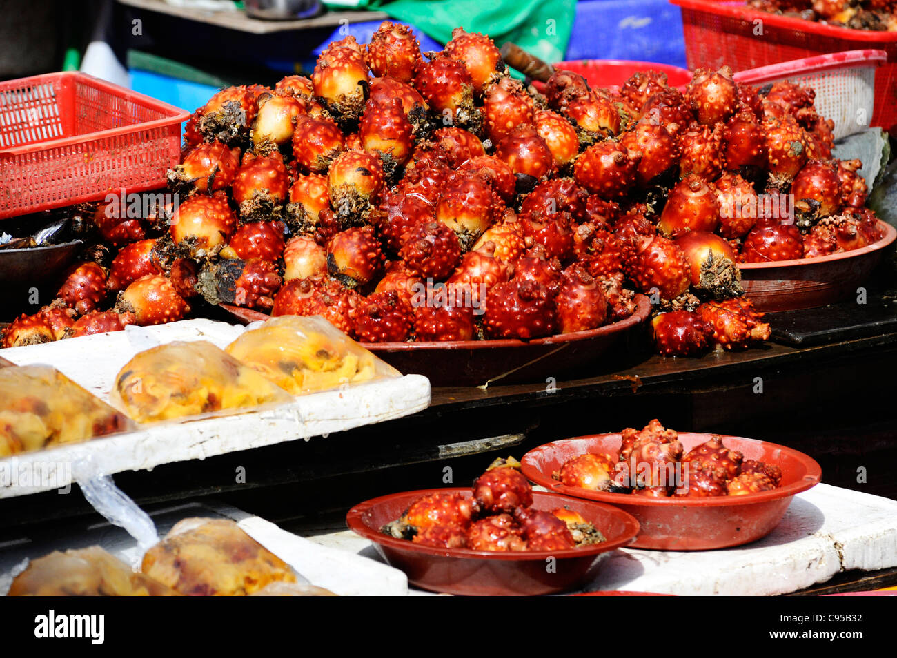 Jagalchi Fish Market, Busan, South Korea Stock Photo - Alamy